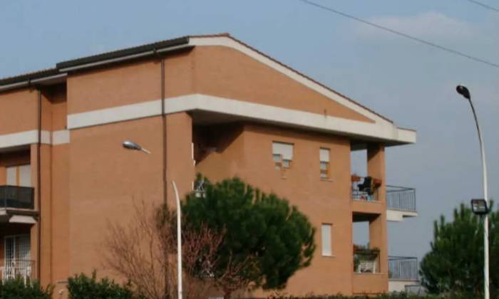 Appartamento in Via Tiberina, Roma - Rexer