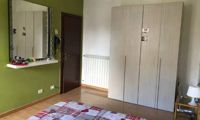 Stanze e posti letto in affitto in pietro gasparri a Roma - Rexer